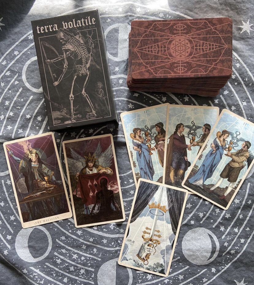 进口正版恒变地球塔罗牌 Terra Volatile Tarot 原装收藏套组