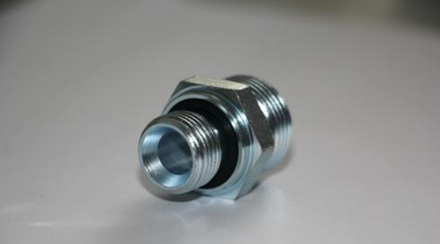 EATON伊顿永华端直通接头1CB-14-04WD，1CB-18-06WD低价现货出售