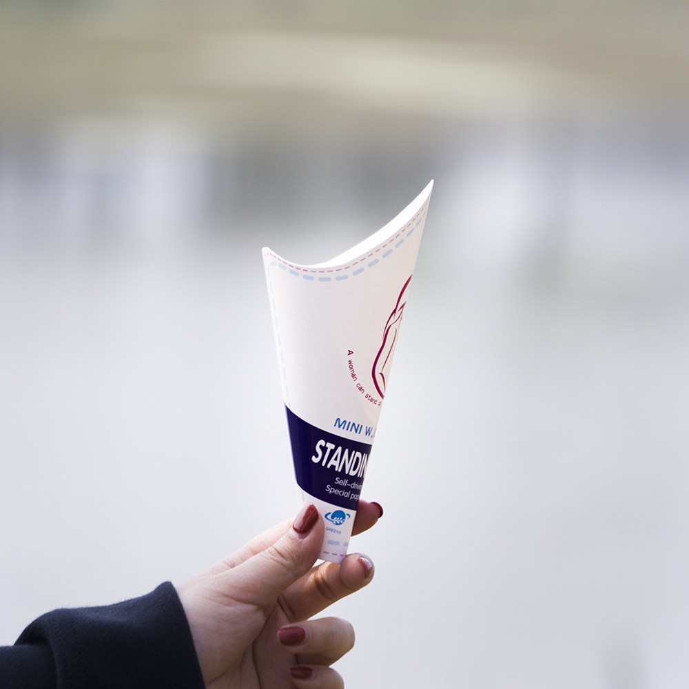 Female stand-up urinal disposable women vertical urinary car with ...