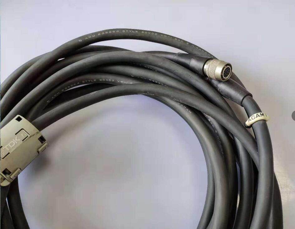 AWM E35664 STYLE 20002 VW-180C HIRAKAWA-FP JAPAN 相機線