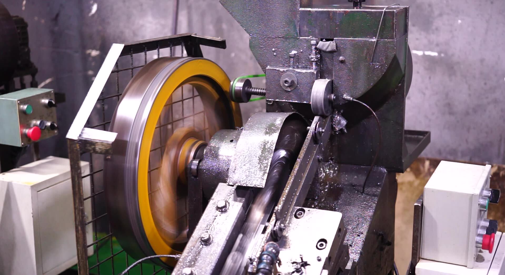 Custom Brass Screws Copper Round Machine Small Screws,Brass Cross Pan ...