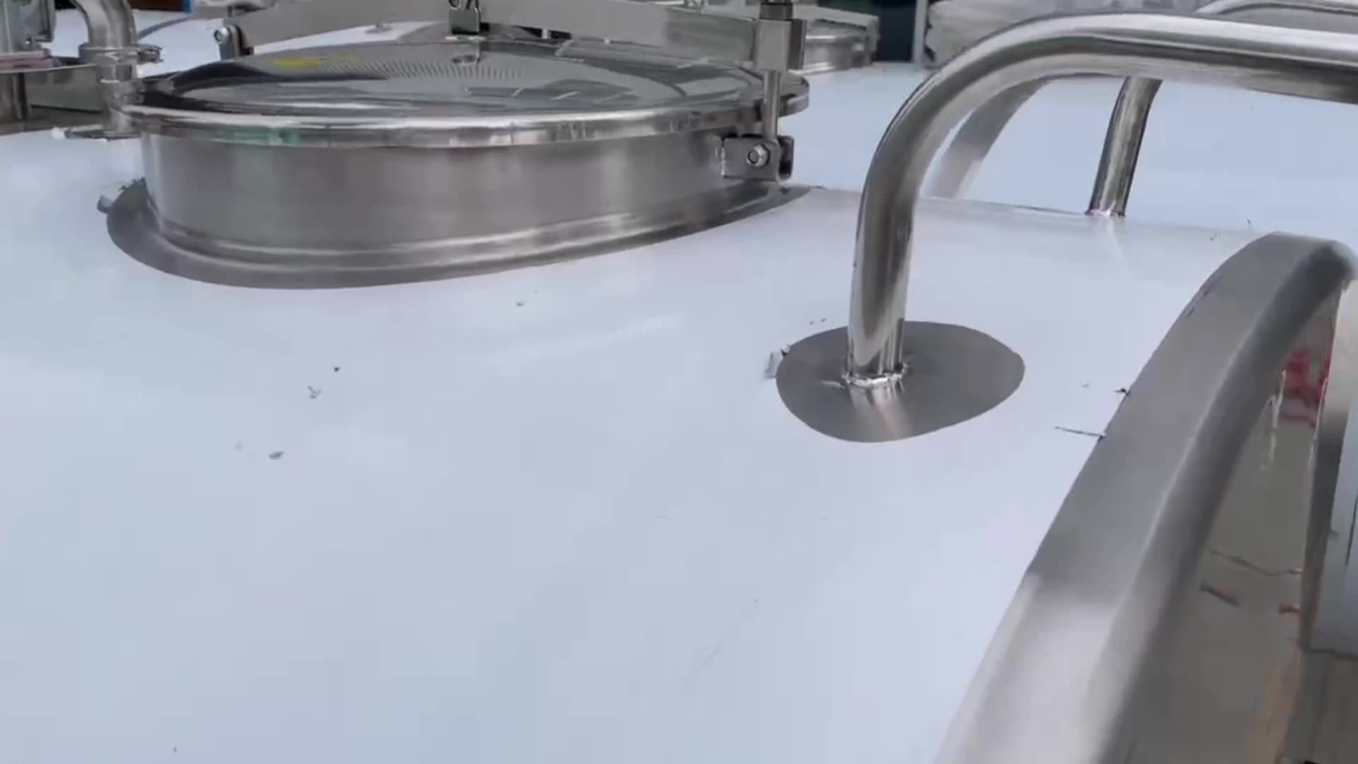 Small Farm Cow Milk Cooling Tank Juice Or Milk Cooling Tanks 500 Liters ...