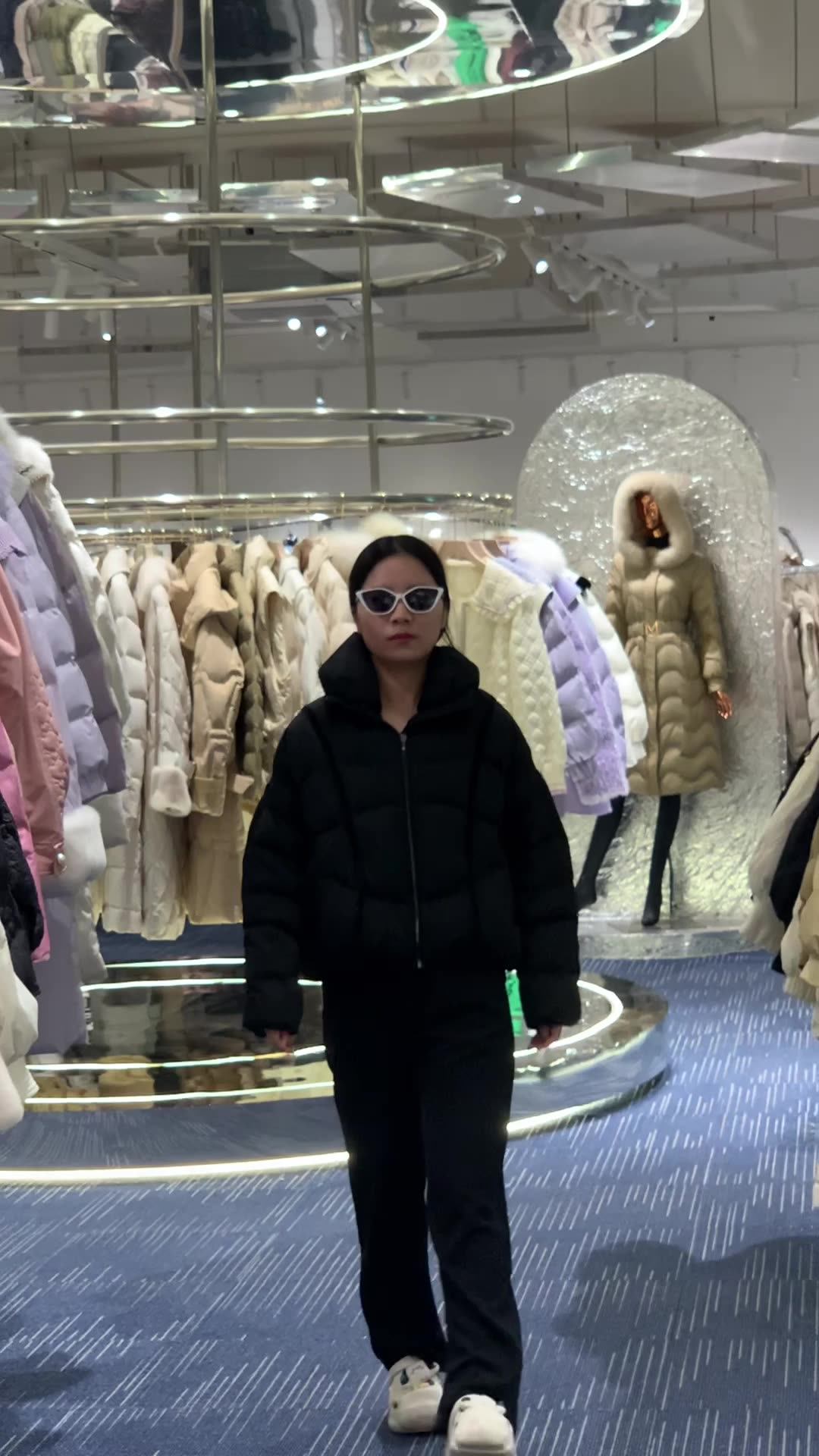 Yufan Custom Quilted Short Puffer Jacket Hooded White Duck Down Coat ...