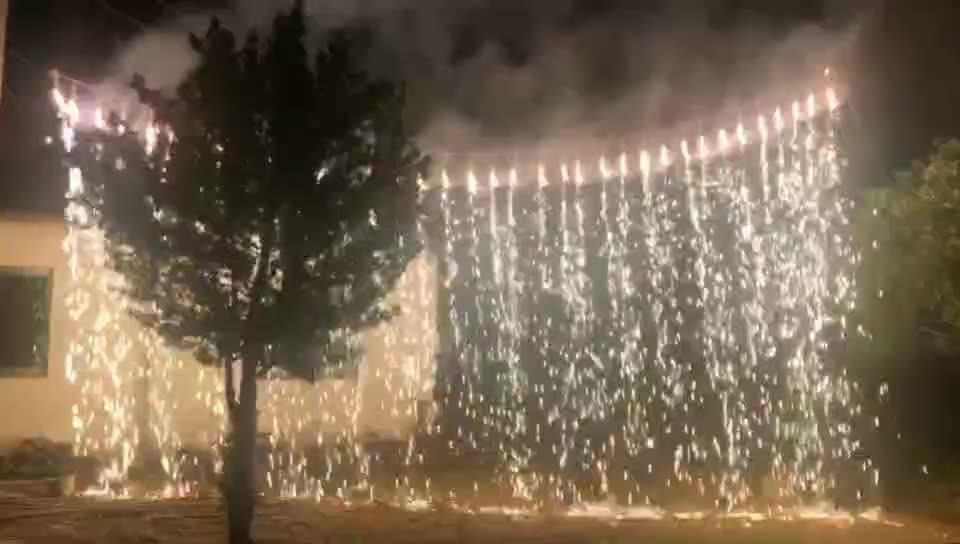 High Quality 4m30s Stage Cold Pyro Sparkler Silver Fountains Waterfall ...