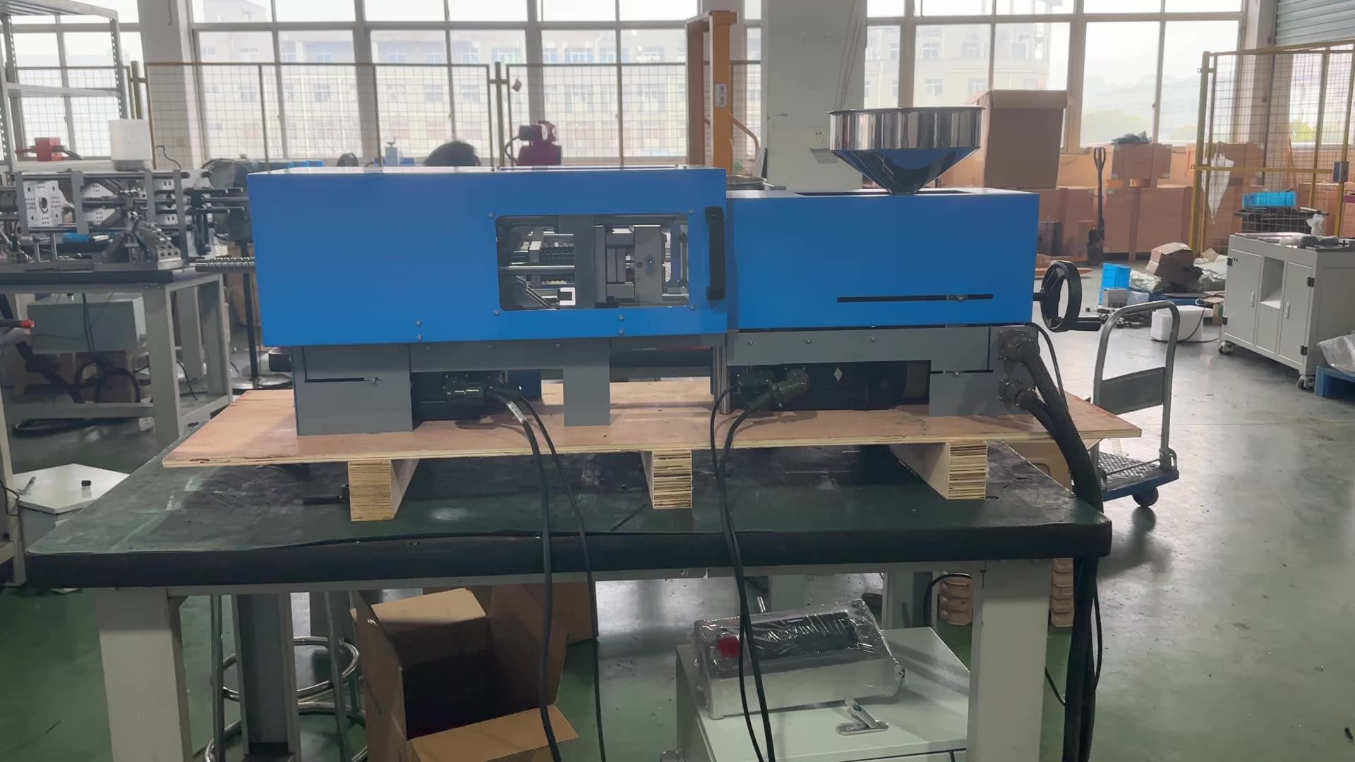 Automatic Mini Small Injection Molding Machine Xpm-15 Desktop Servo ...