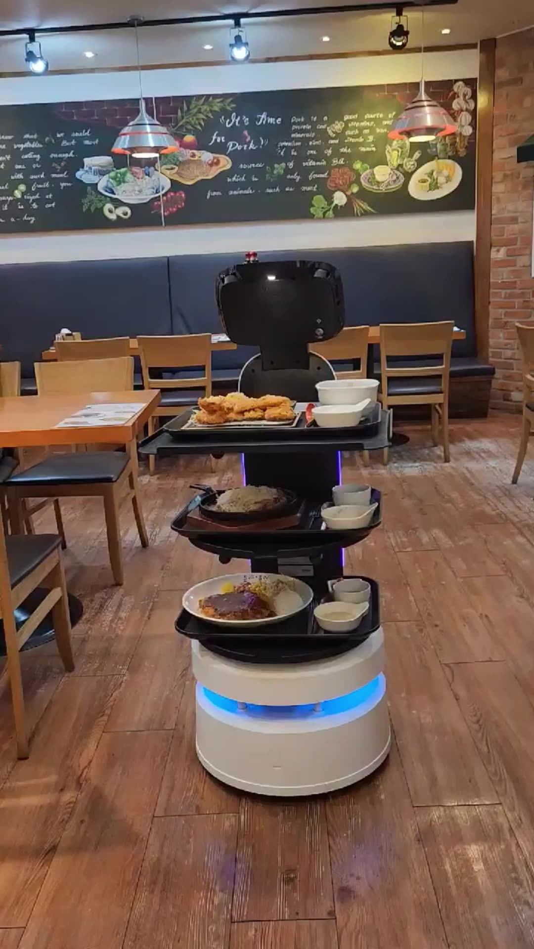 2023 Newly Designed Food Delivery Robot Restaurant Intelligent Food ...