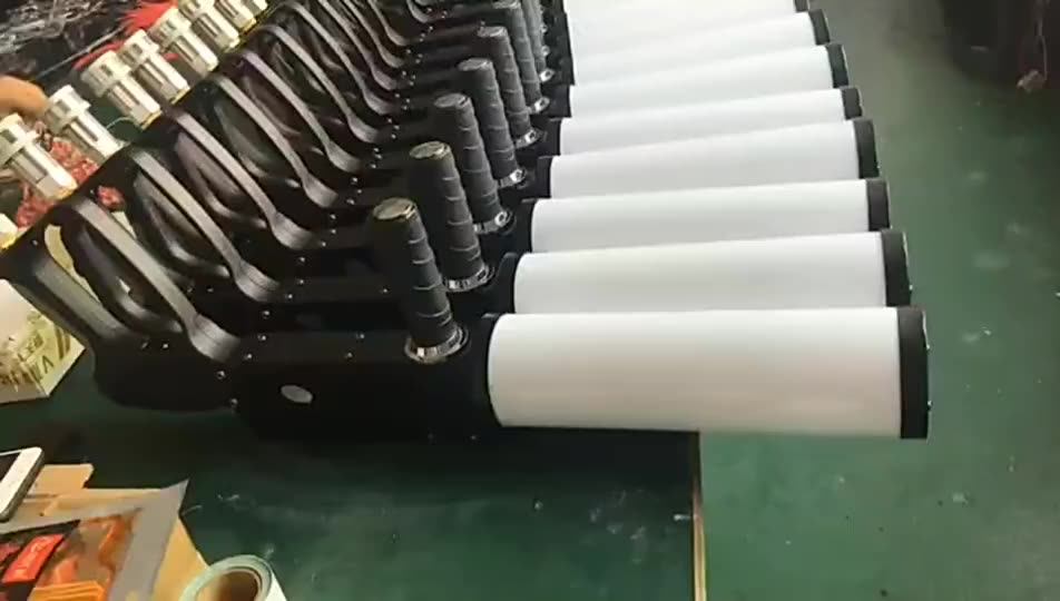 Co2 Cannon Gun Carbon Dioxide Air Column Gunner Holds Air Gun With Dry ...