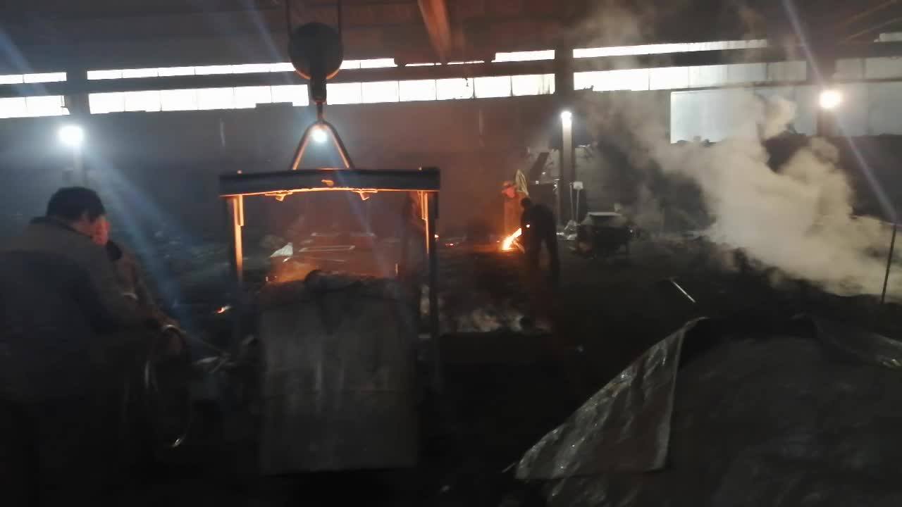 JRC 14 Etisalat Telecom manhole cover CW3ST Carriageway - Covers and ...