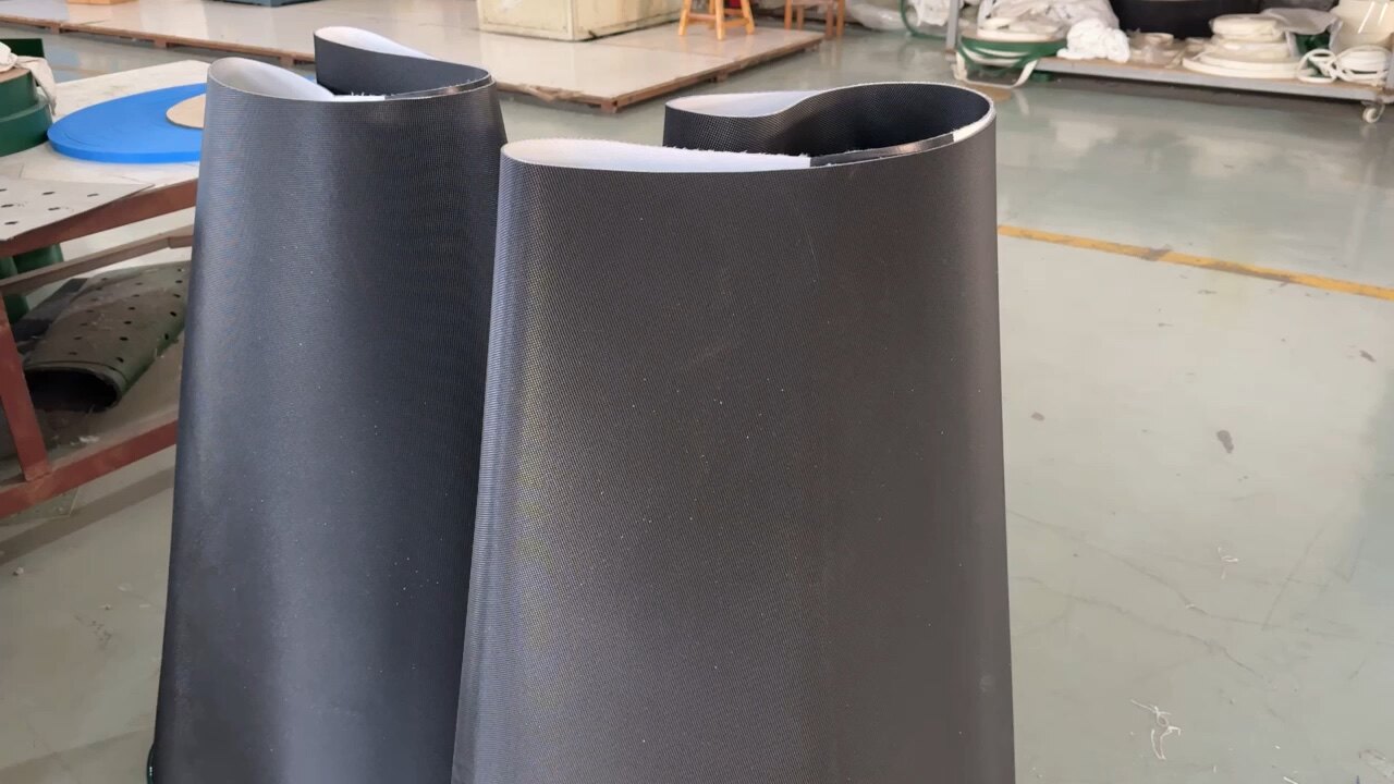 Black Pvc Rought Top Conveyor Belt For Curing Conveyor Wheel - Buy Pvc ...