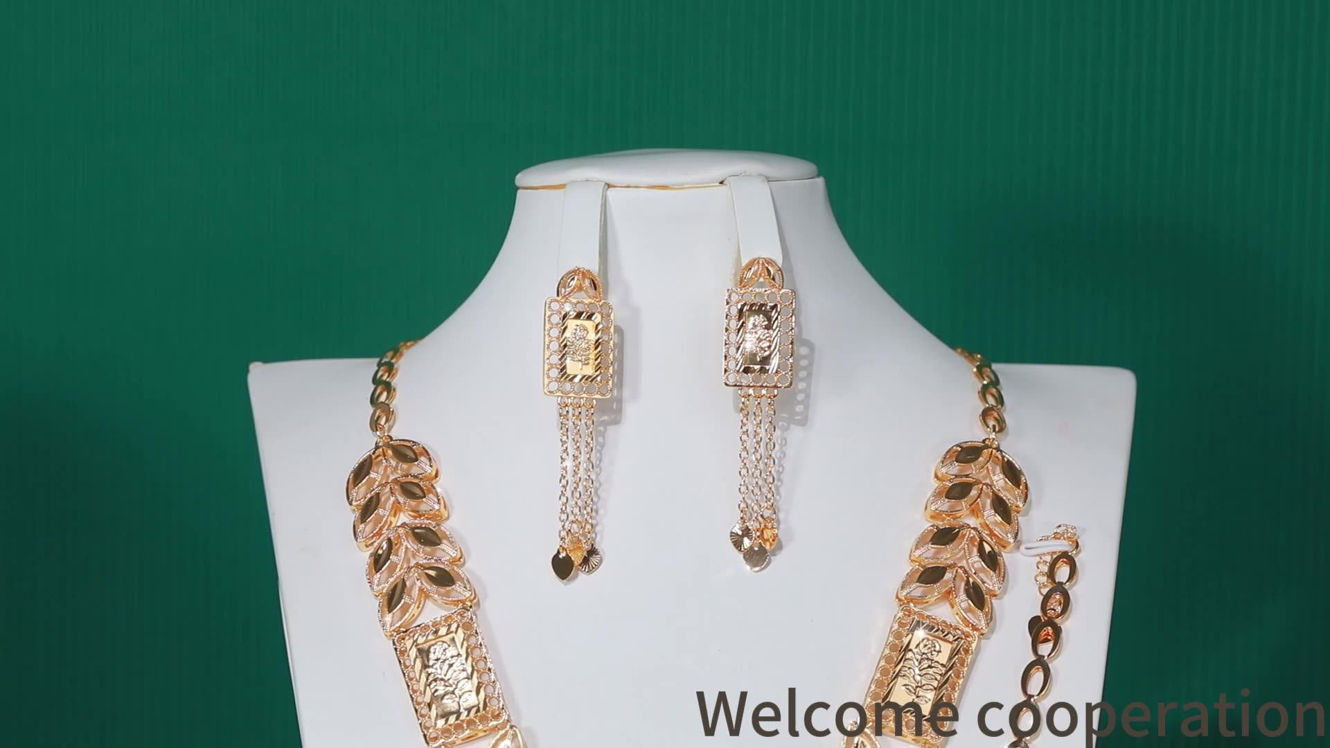 Wholesale Gold Jewelry Set Fashion Jewelry Necklace,Bracelets,Earrings ...