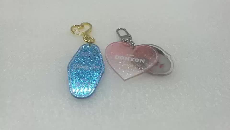 Customised Kpop Acrylic Heart Shape Keychain With Glitter - Buy Acrylic ...
