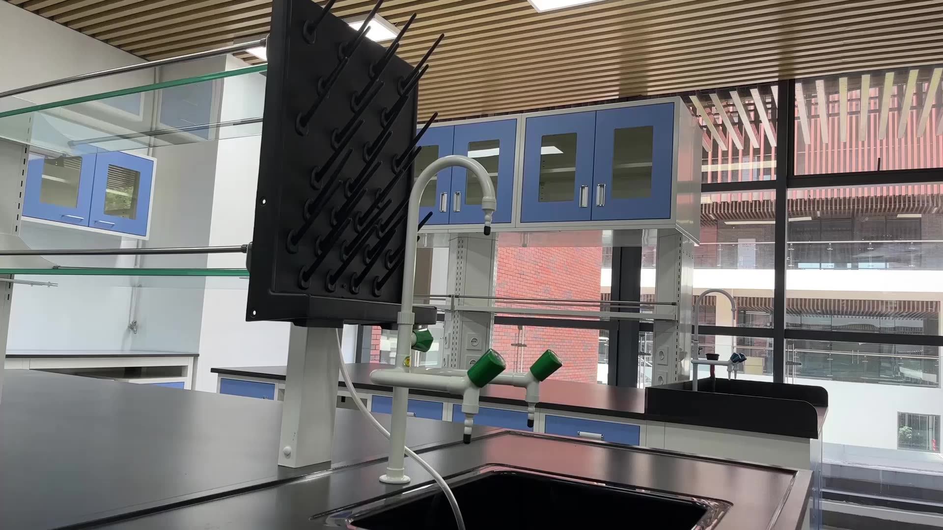 Green Laboratory Furniture C Shape Laboratory Center Workbench With ...