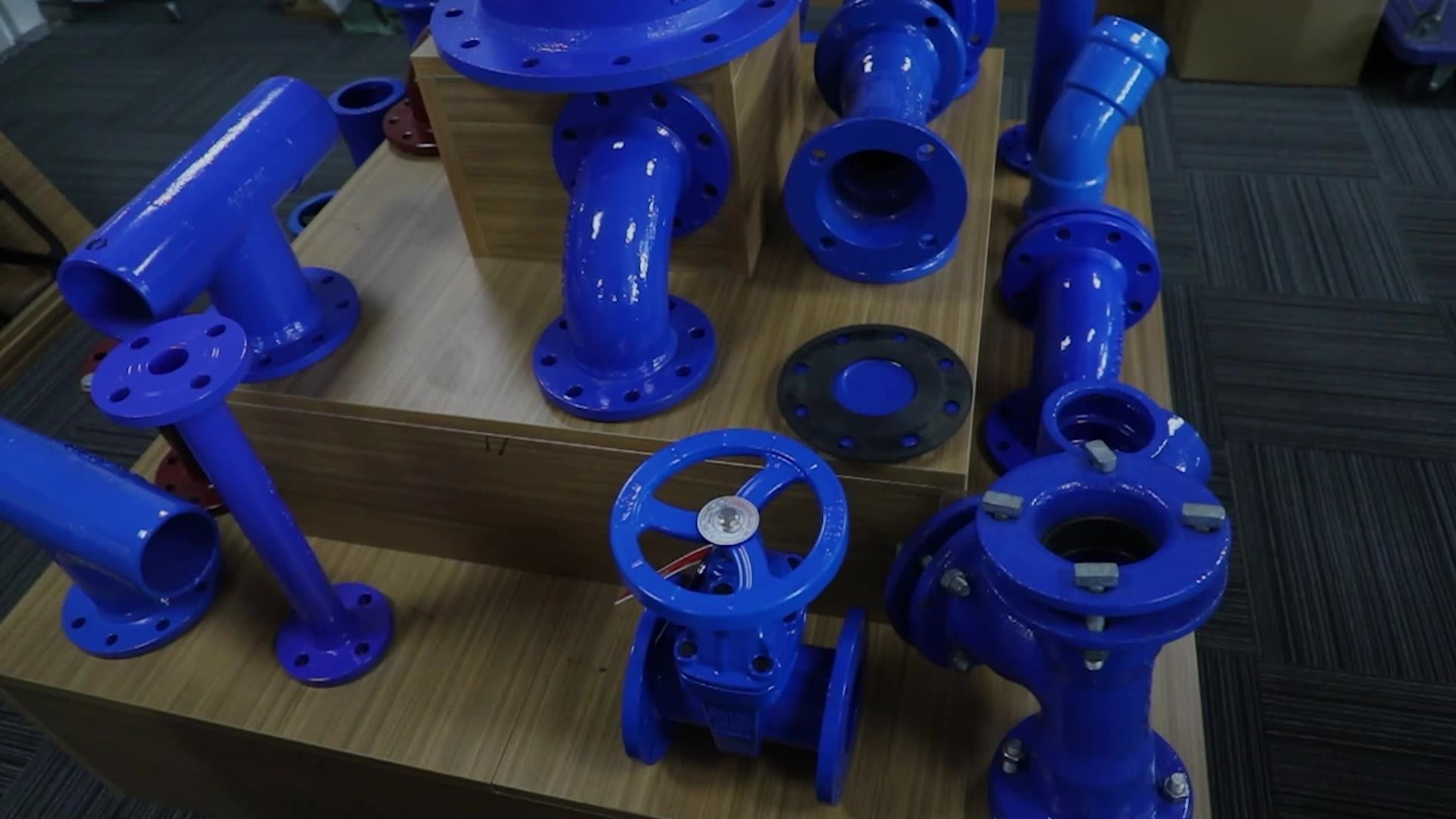 Ductile Iron Tapping Saddle With Stainless Steel Band Strapped For Di ...