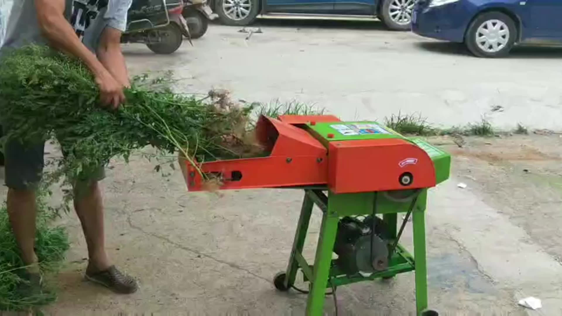 Livstock Widely Dry Grass Jute Diesel Animal Feed Farm Grinder Hay ...