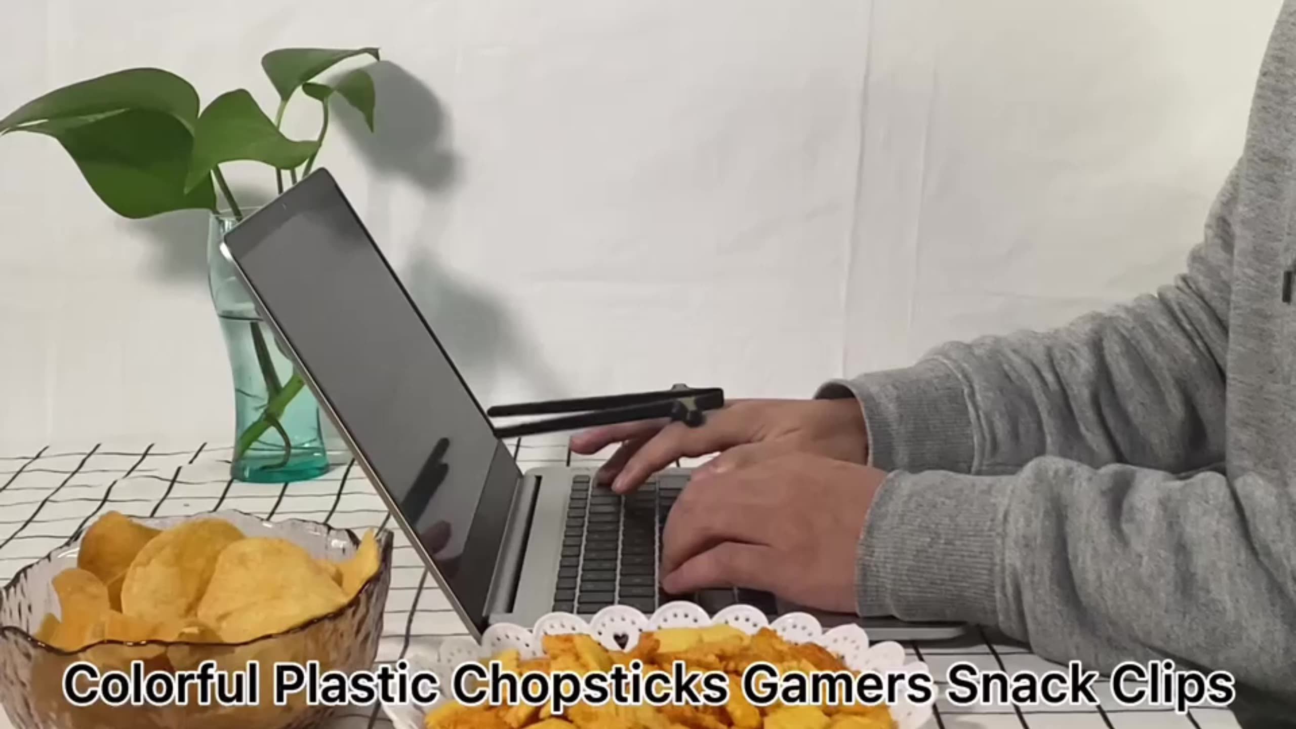 Custom Snack Chopstick Color Play Game Assistant Free Hands Finger ...