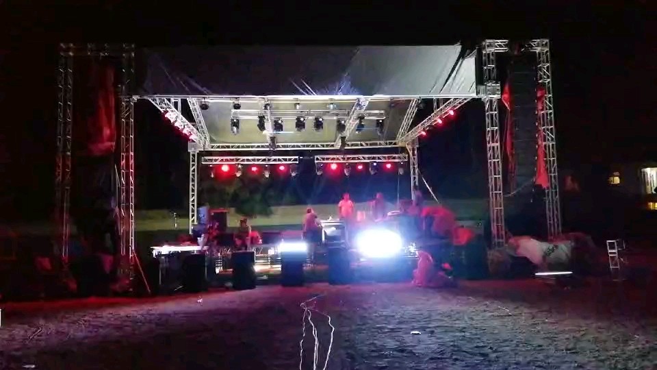 Aluminum Light Stand Roof Trusses 300x300mm 400x400mm 500x500mm Events ...