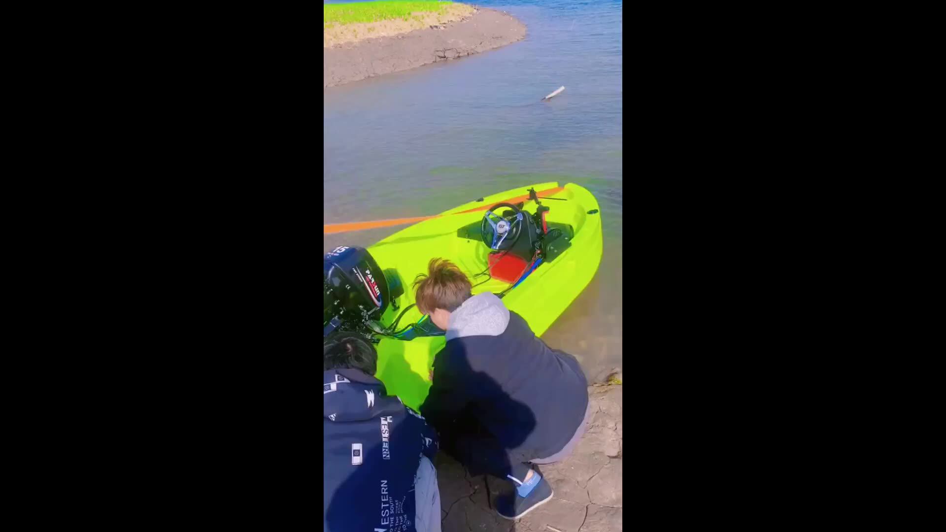 10ft 3.05m 3m Fishing Kayak With Electric Motor Fishing Motorised Kayak ...