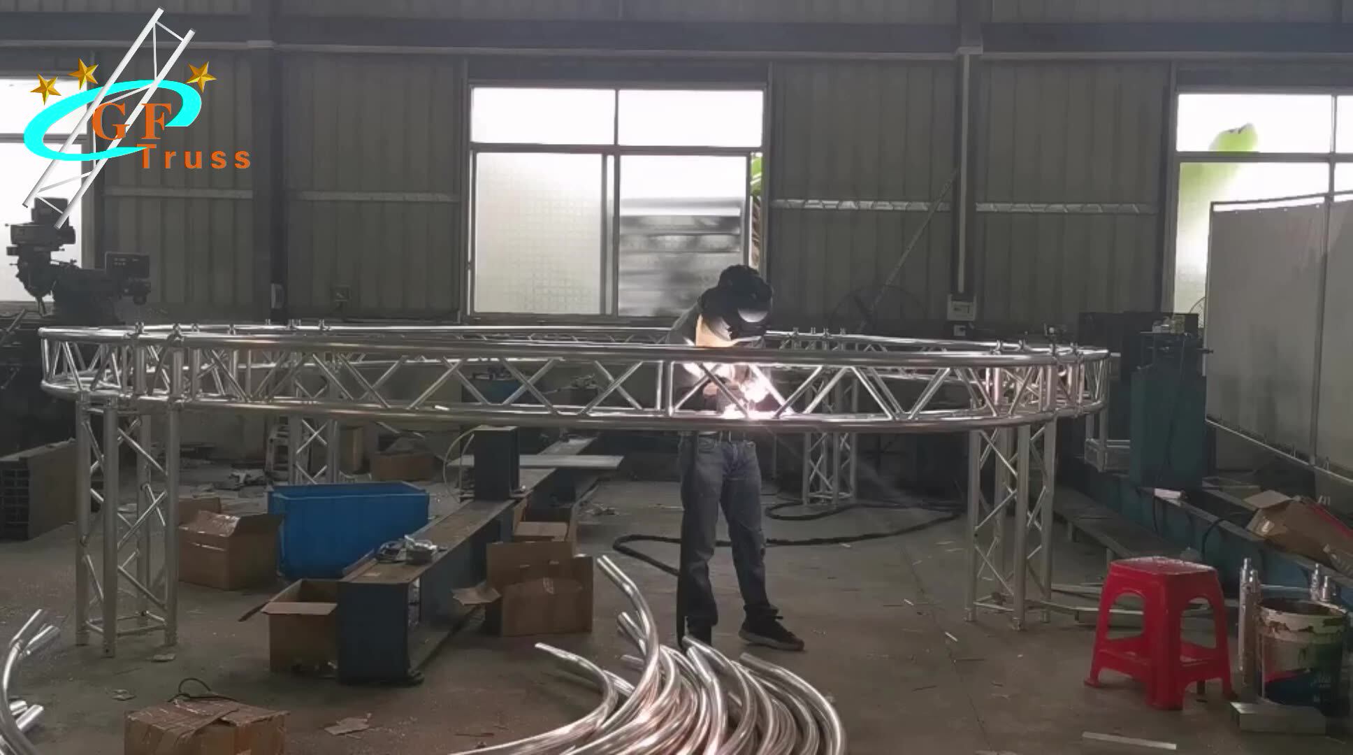 Outdoor Concert Estructura Structures Square Spigot Modular Stage Frame ...