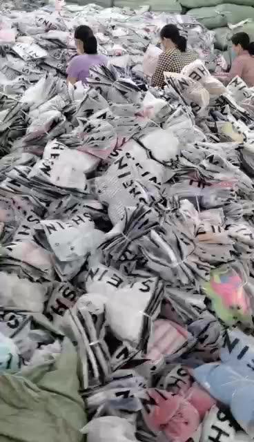 Brand New Womens Clothes Factory Discount Assorted Bulk Clothing Womens ...