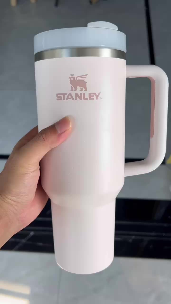 Adventure Quencher 40oz Pool Blue Tumbler Double Wall Vacuum Insulated ...