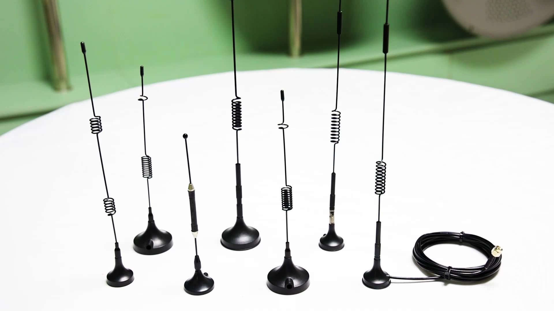 Omni Directional Long Range Outdoor Dual Band Mimo Loop Mounted Base ...