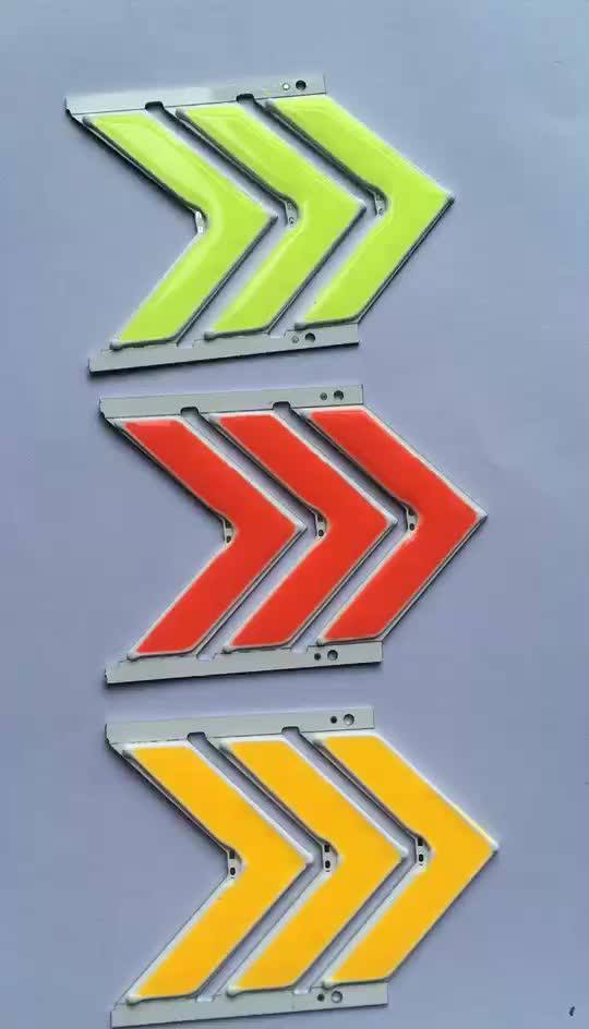 585nm -590nm Yellow / Amber Color 12v Led Arrow Cob Traffic Led Strip ...