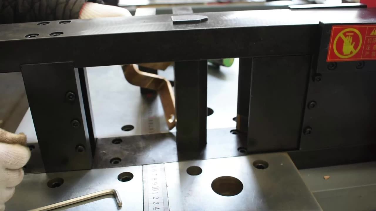 Cnc Hydraulic Busbar Bus Bar Processing Machine Busbar Shearing ...