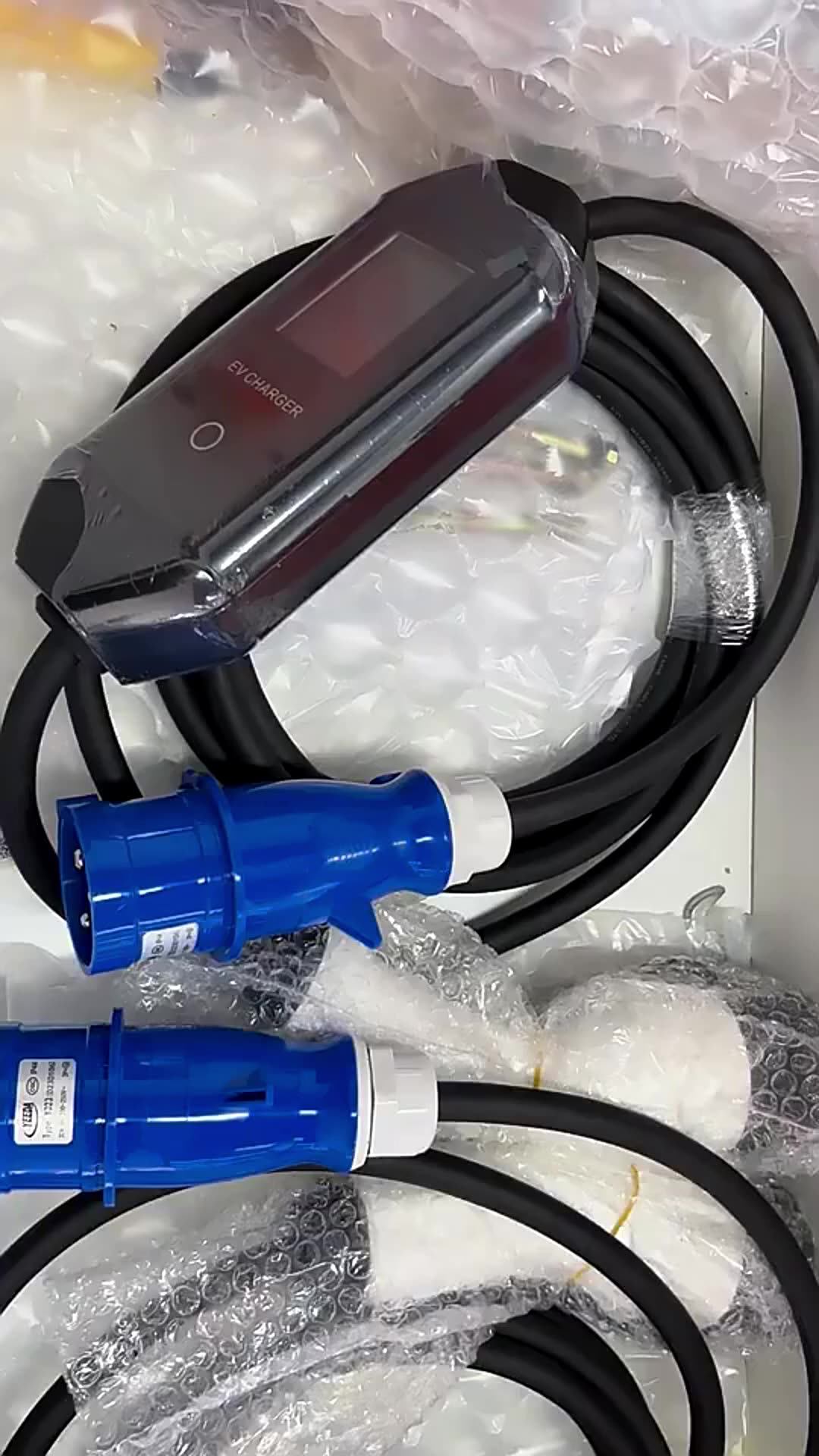 Factory Outlet Adjustable Portable Ev Charger 32a 7kw 3 Phase Ev Car ...