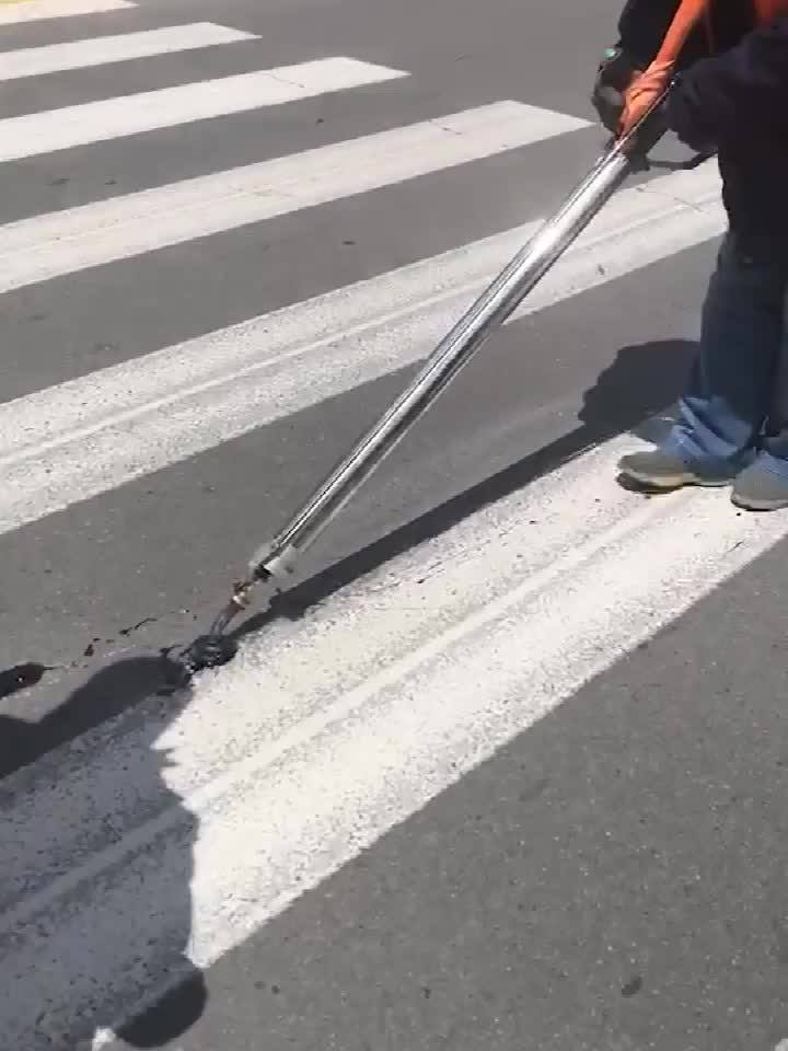 Bitumen Mastic For Road Crack Repair Road Crack Bituminous Sealant ...