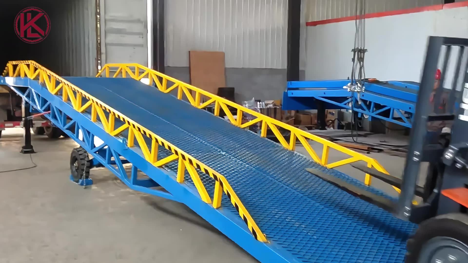 Iso9001 12t Standardwarehouse Truck Truck Container Mobile Container ...