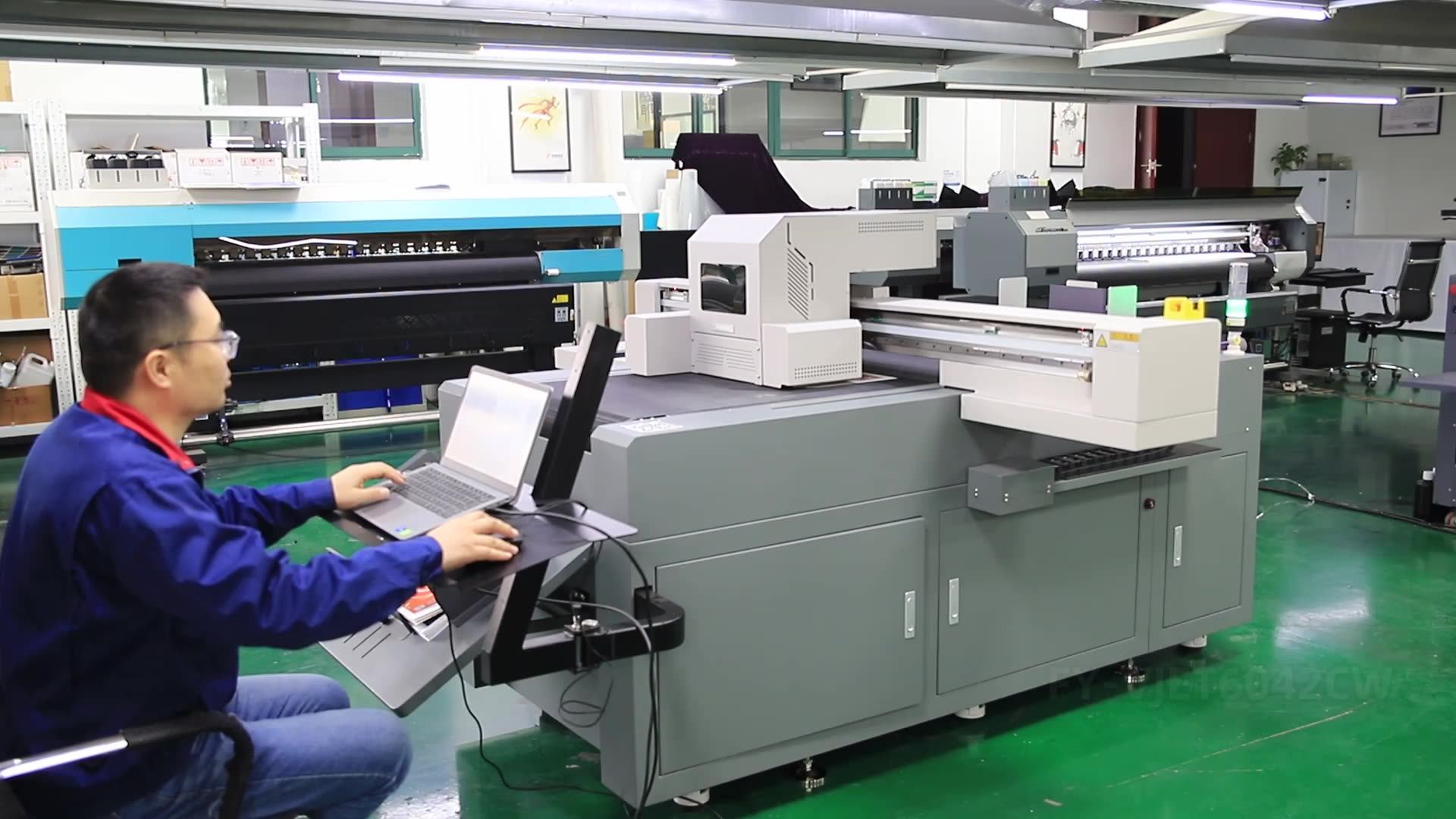 Infiniti Fy-vjet6042cw 600*420mm Uv Spot Varnish Printer For Output Of ...