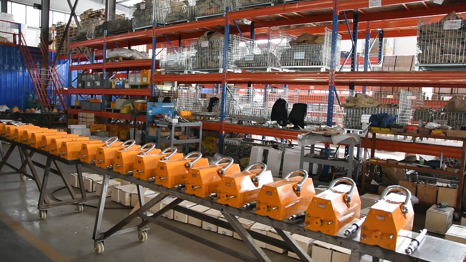 3000kg Magnetic Lifter Permanent Magnet Crane For Handling Steel Plates ...