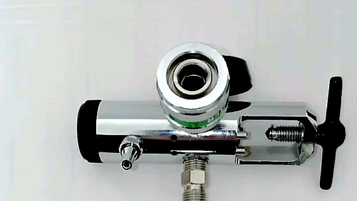 Entonox Demand Valve With 1.5m High Pressure Hose And Click Type ...