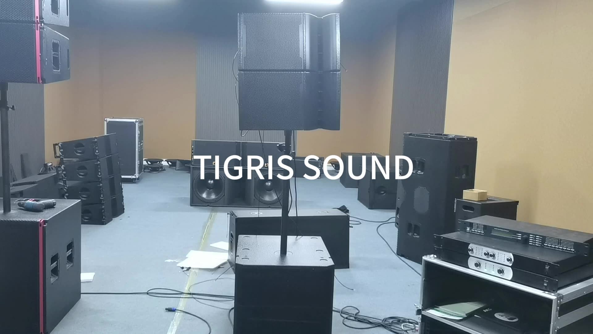 Vrx 932 Single 12 " Two-way Powered Line Array Loudspeaker System ...