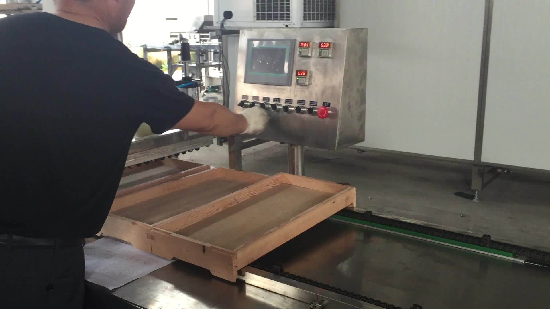 Small Semi Gummy Bear Modified Starch Candy Making Machine - Buy Starch ...