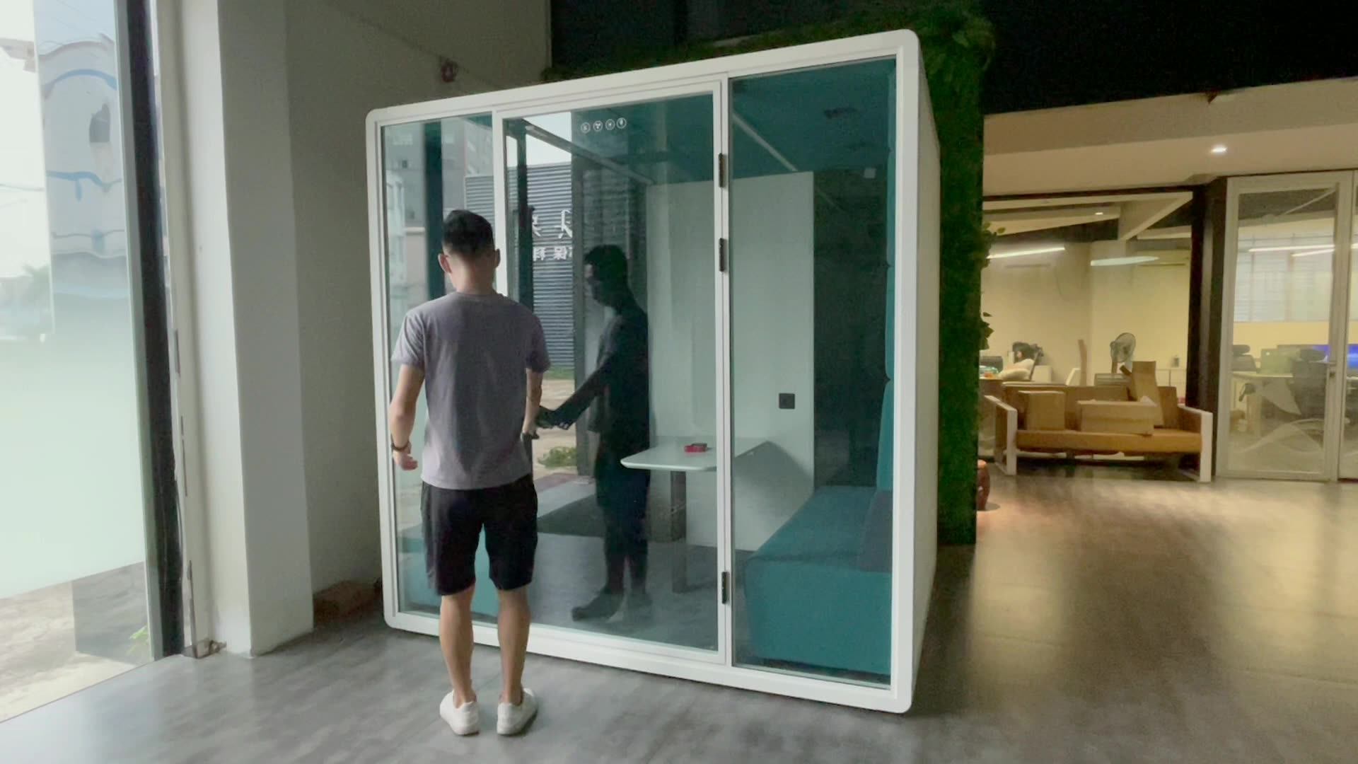 Soundproof Indoor Mobile Work Space Office Pod Meeting Work Pods Phone ...