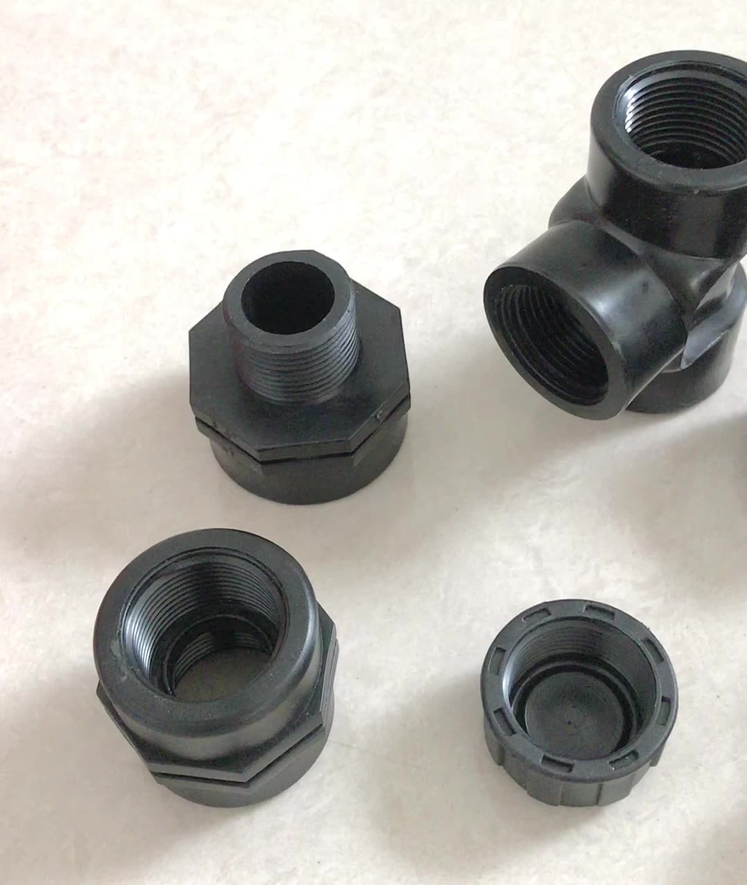 China Fabrik Günstige Preis 1/2 ''-4'' Bsp Reduzierung Nippel Gewinde Kunststoff Rohr Armaturen ...