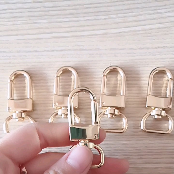 Gold Color Small Metal Hooks For Handbag - Buy Small Metal Hook,Gold ...