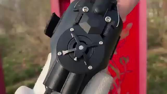 Newest Spider String Shooter Wrist Web Launcher String Shooters Toy ...