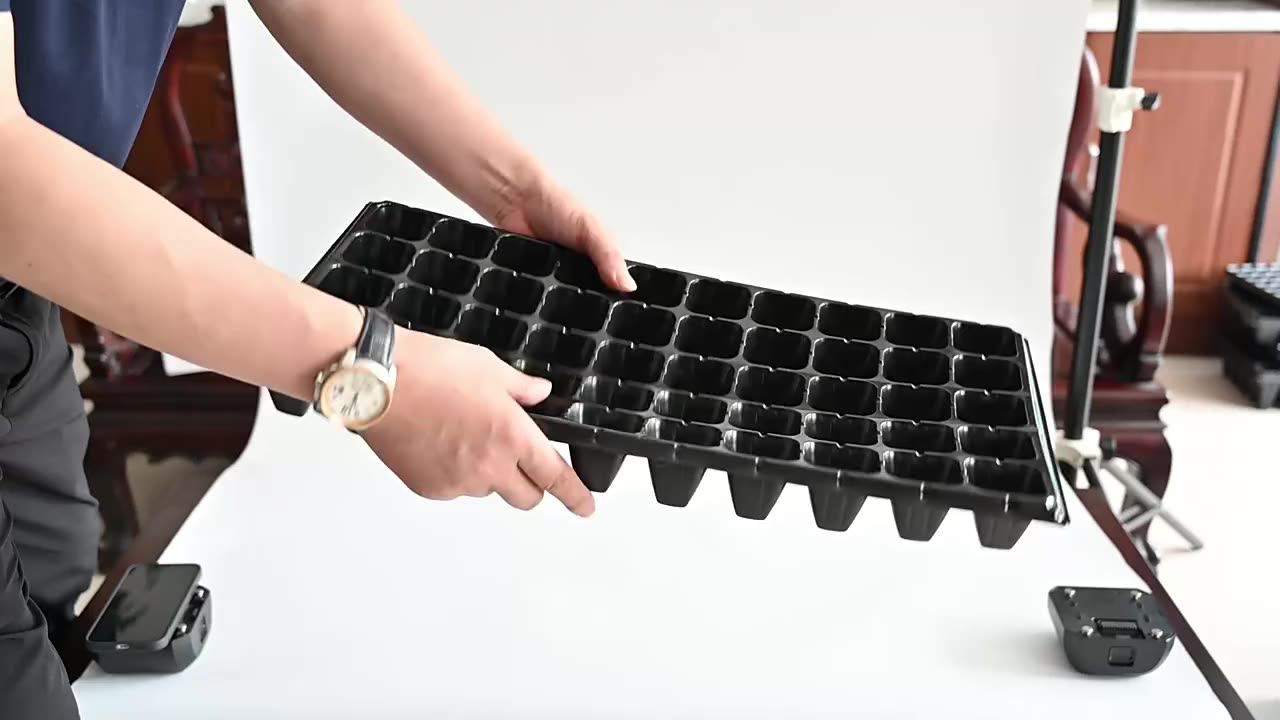 Plastic Garden Seed Plant Starter Grow Trays 128 Cells Holes ...