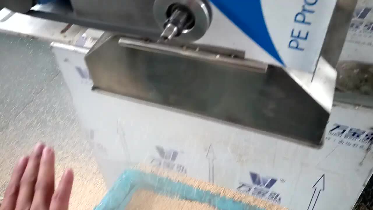 Puff Bread Crumbs Making Machine Cake Bread Crumb Making Machine ...