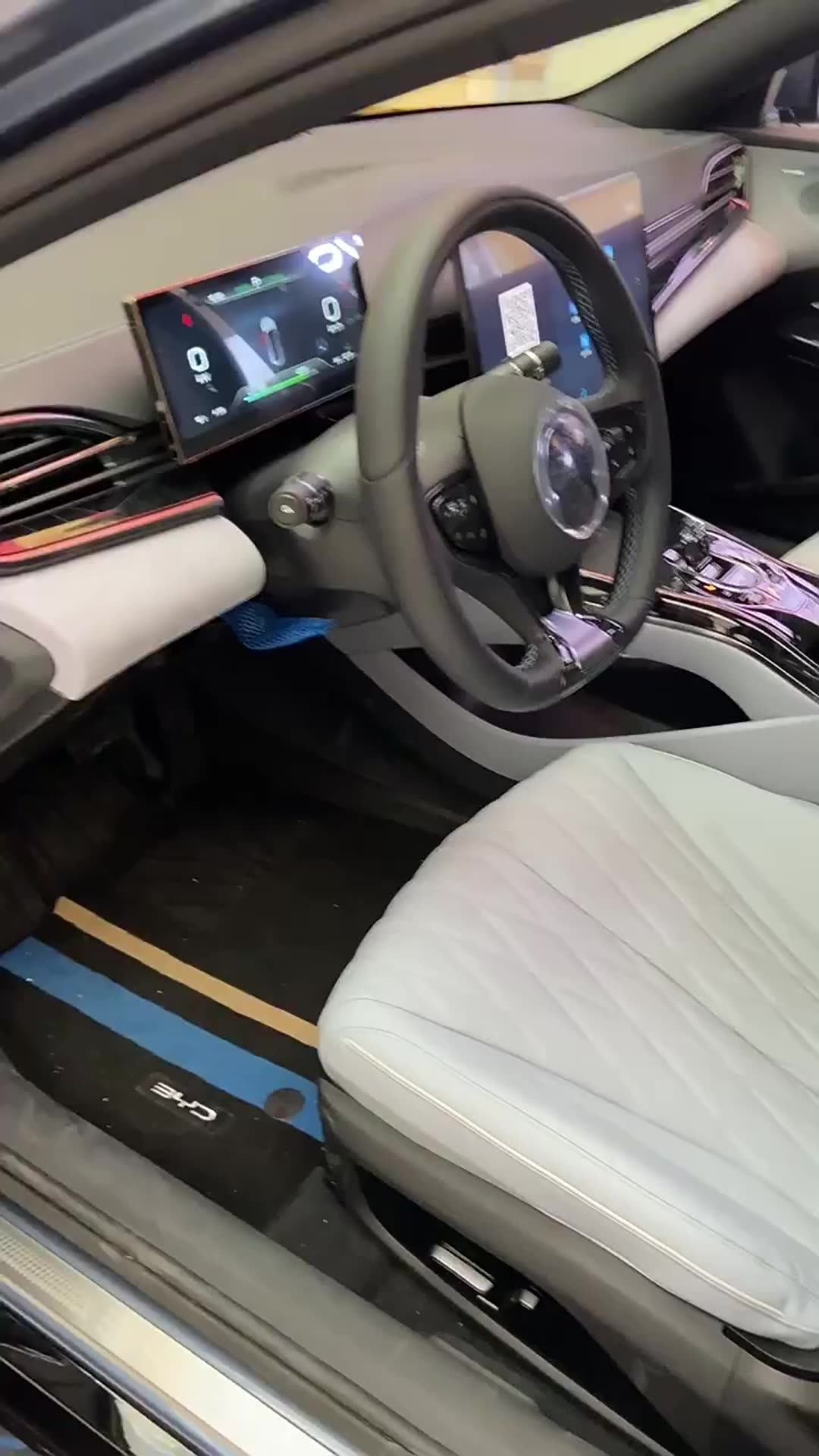 Chinese Rhd Cars Vehicles Byd Dolphin Ev Car 4wd Byd Dolphin 301km ...