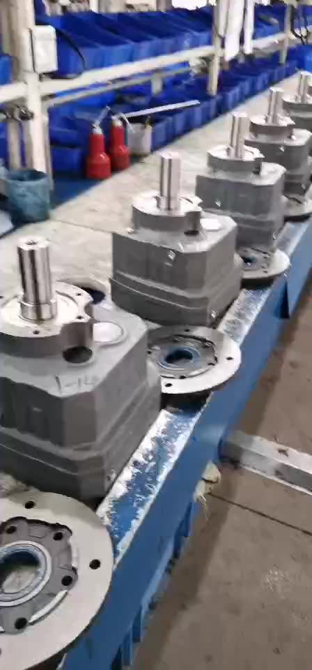 Small Ac Motor Reverse Rotation Gearbox Transmission Spiral Bevel Speed ...