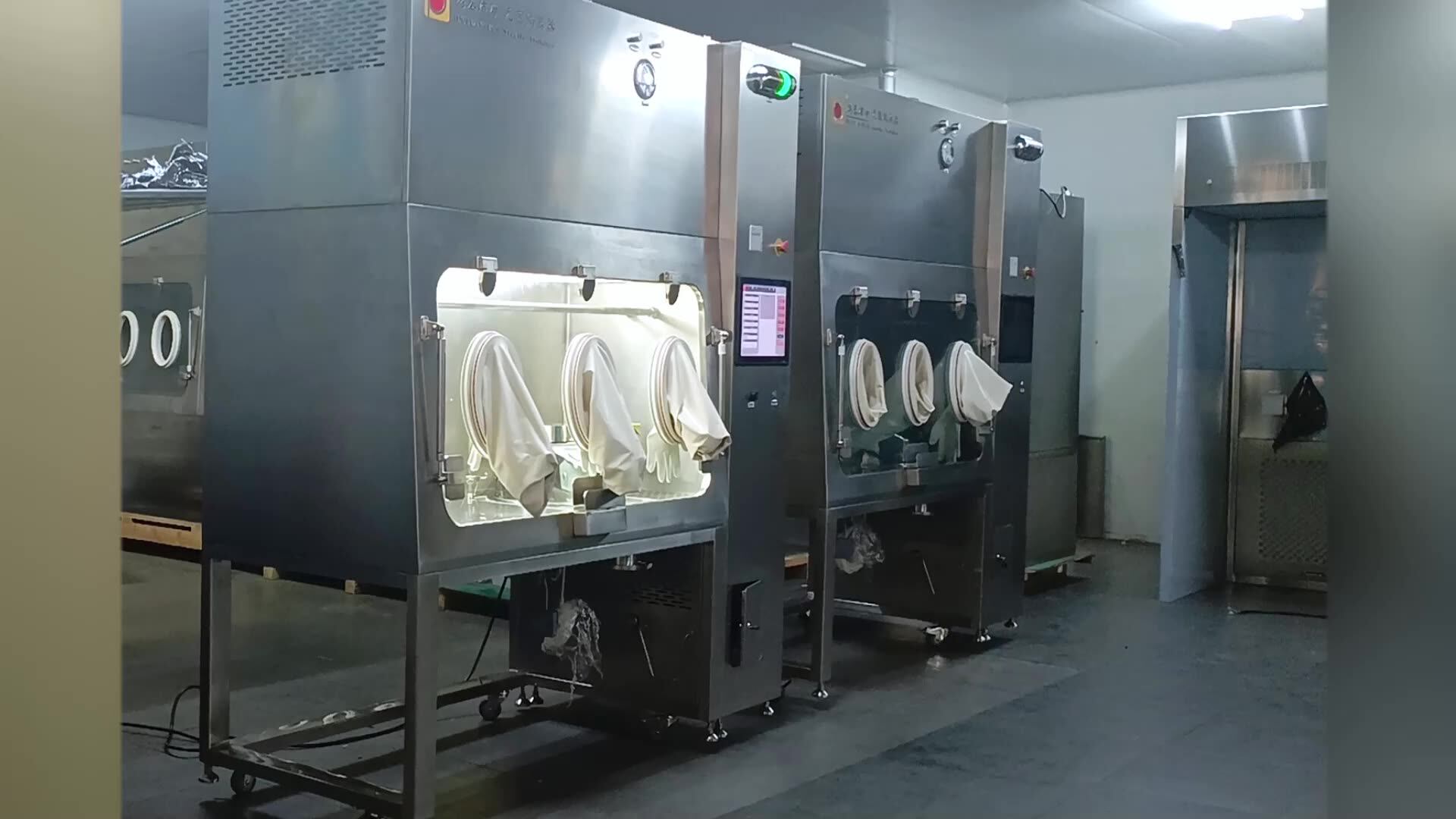 Hjclean Tech Isolator Negative Pressure Isolator With Push Push System ...