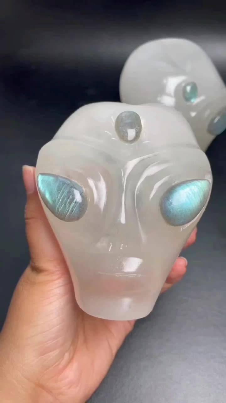 Natural Crystal Quartz Hand Carved Selenite Alien Skulls With ...