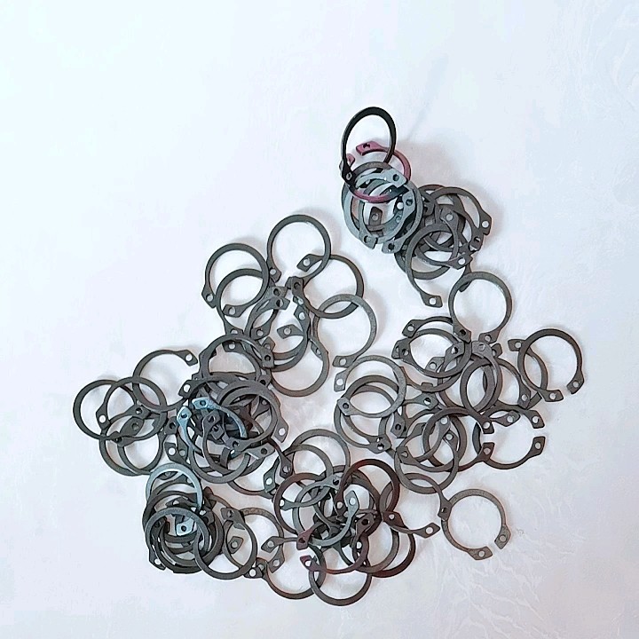 Din471 Retaining Ring For Shaft Circlips/spring Steel Snap Ring - Buy ...