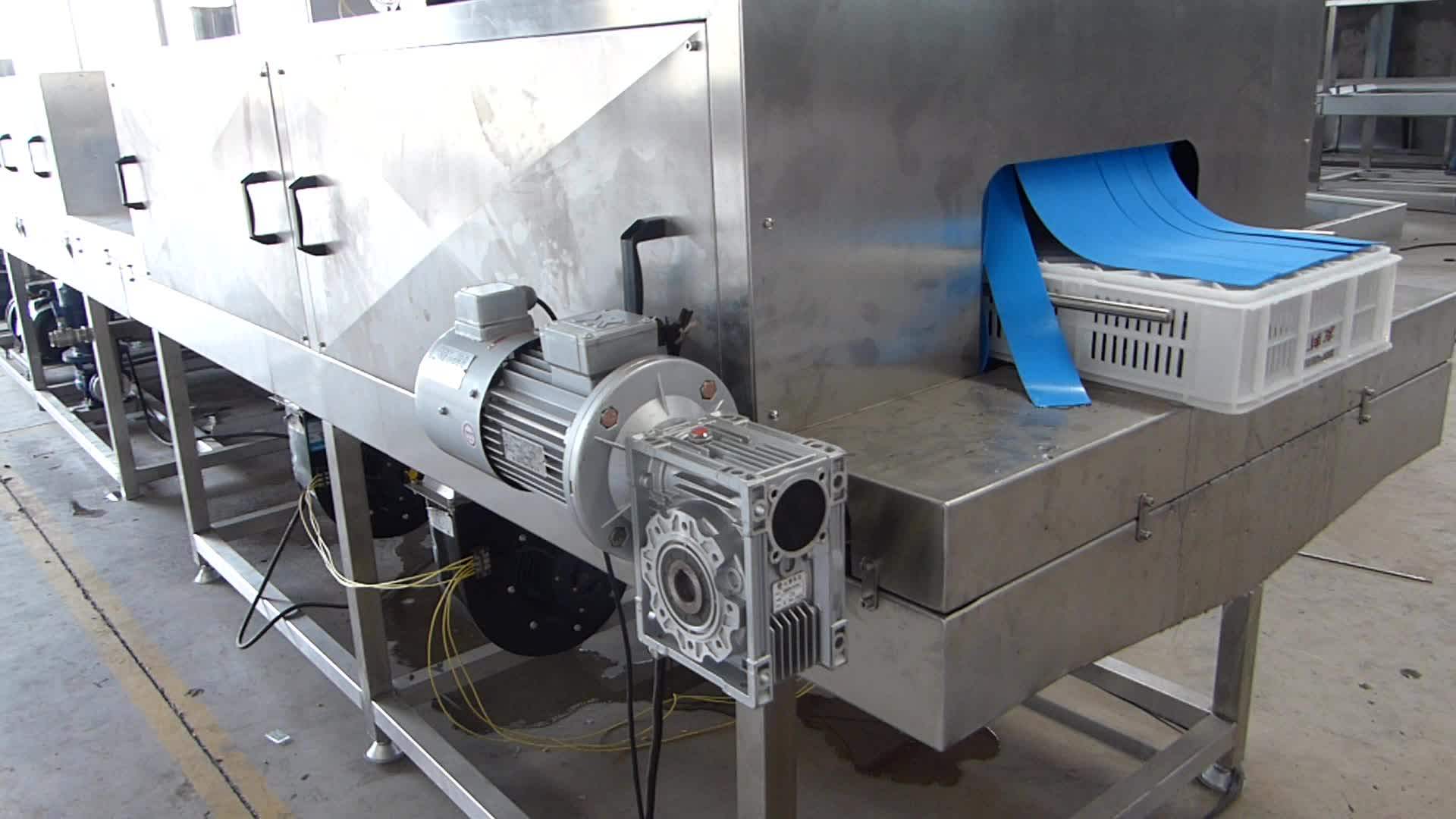 Industrial Automatic Plastic Bakery Crate Washer Bakery Tray Washing ...