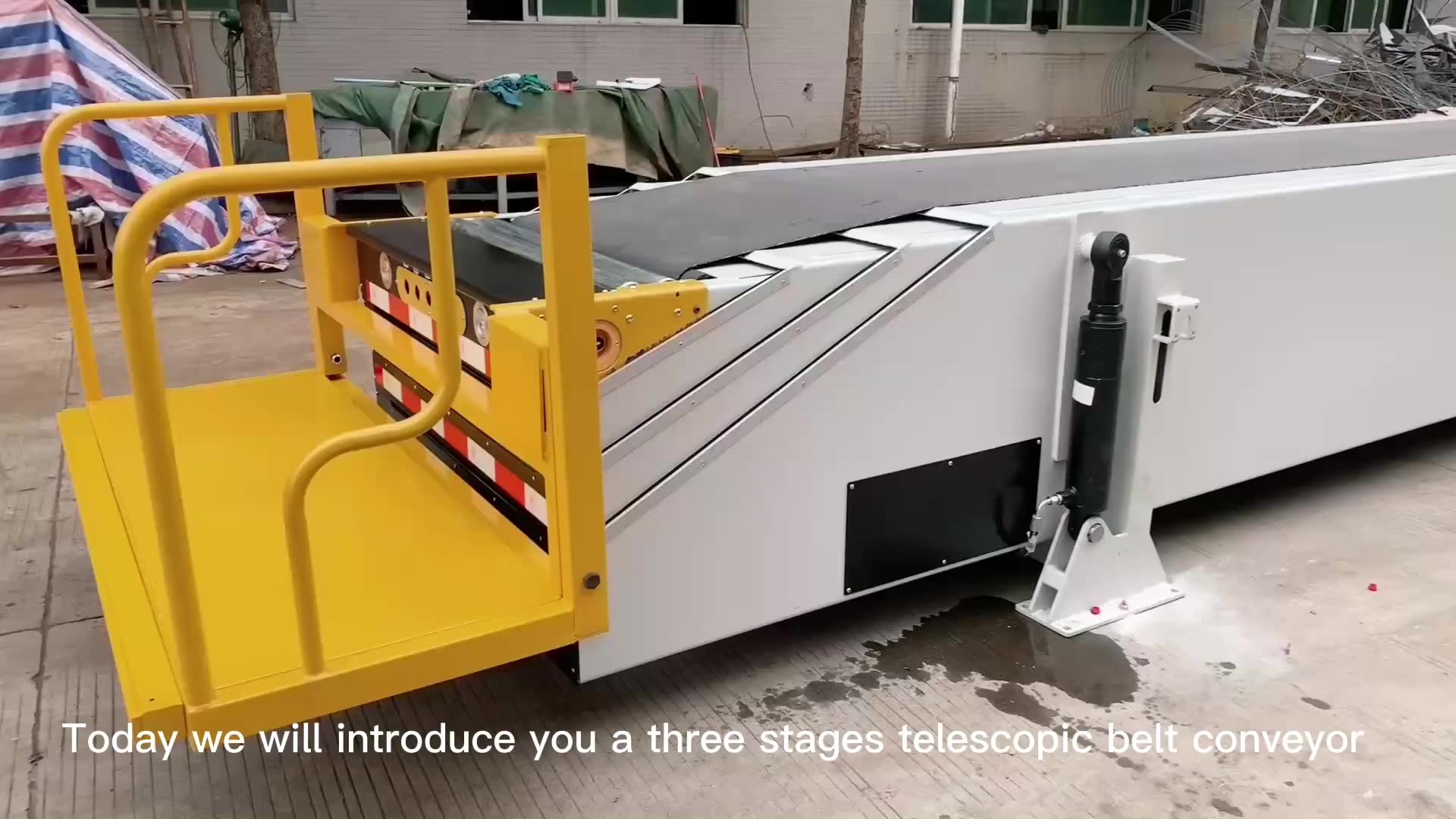 Container Loading Unloading Telescopic Belt Conveyor Belt System With Operator Standing Platform ...