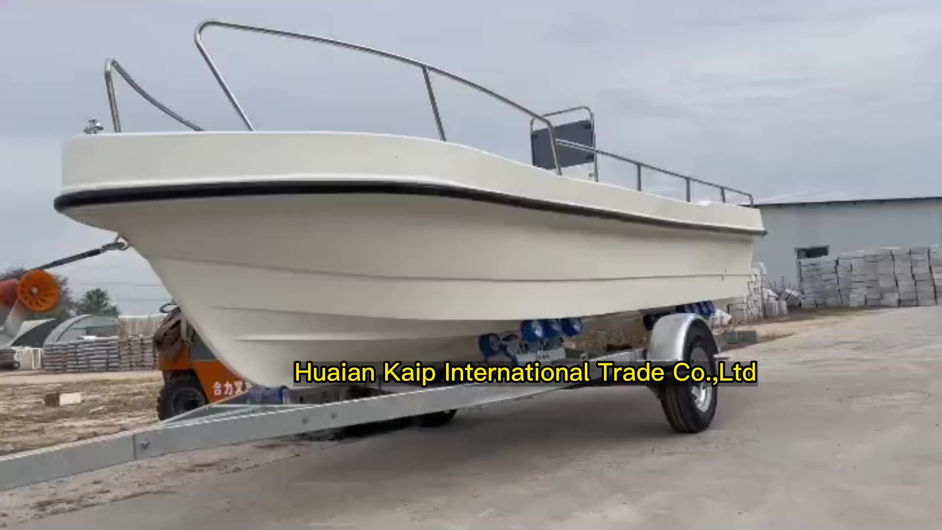 6.3m Fishing Speedboat Fiberglass Big Fuel Tank 40-90hp Engine Floating ...