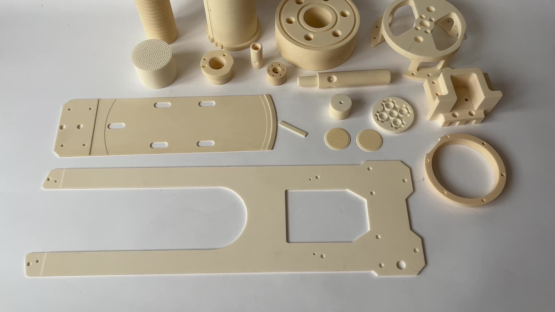 Supplier Wear Resistant 95% 99% Machining Porous Al2o3 Alumina Ceramic ...